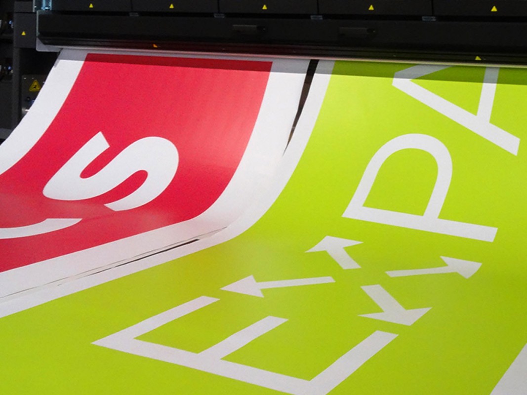 Expanse Large-Format Banner Media, including LUNA & SOLO PVC Free ...