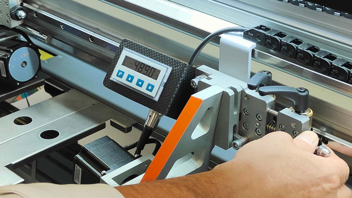 Flexa Miura Katana High-Precision XY Cutter Review - Papergraphics